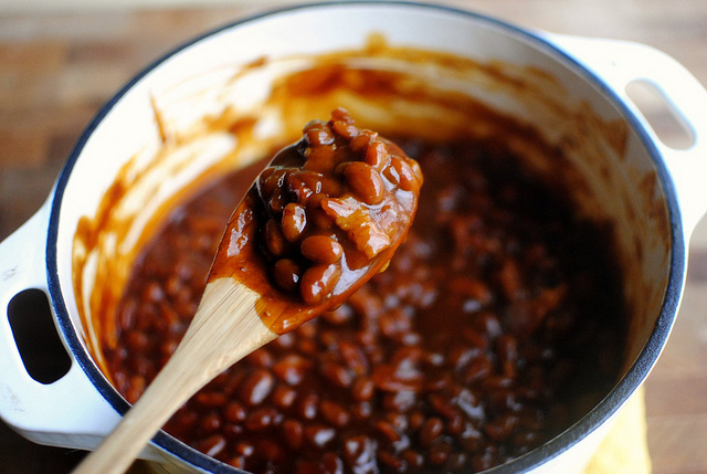 pork and bean recipes with canned beans