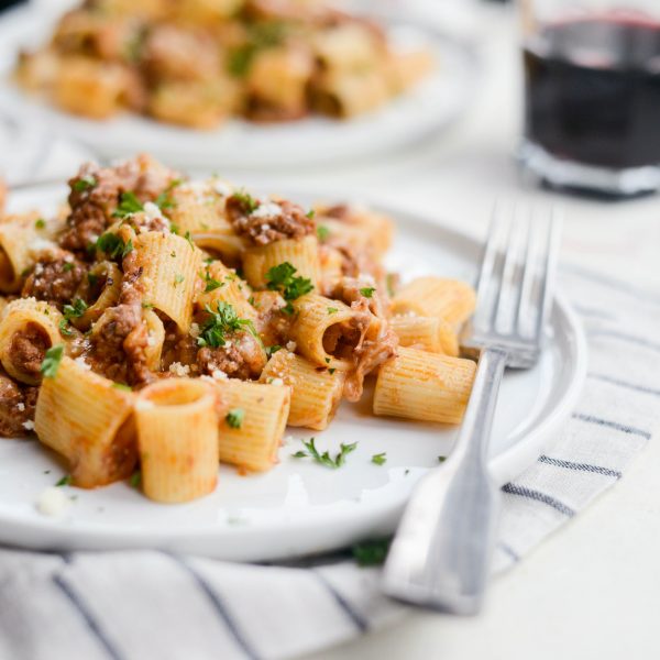 Easy Cheesy Beef Pasta Skillet - Simply Scratch