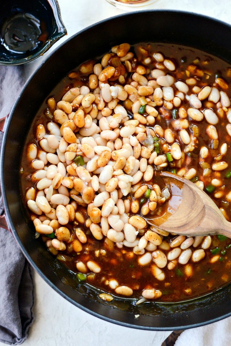 Spicy Jalapeño Baked Beans Recipe - Simply Scratch