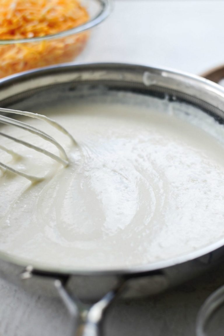 Easy Baked Mac and Cheese - Simply Scratch