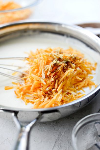 Easy Baked Mac and Cheese - Simply Scratch