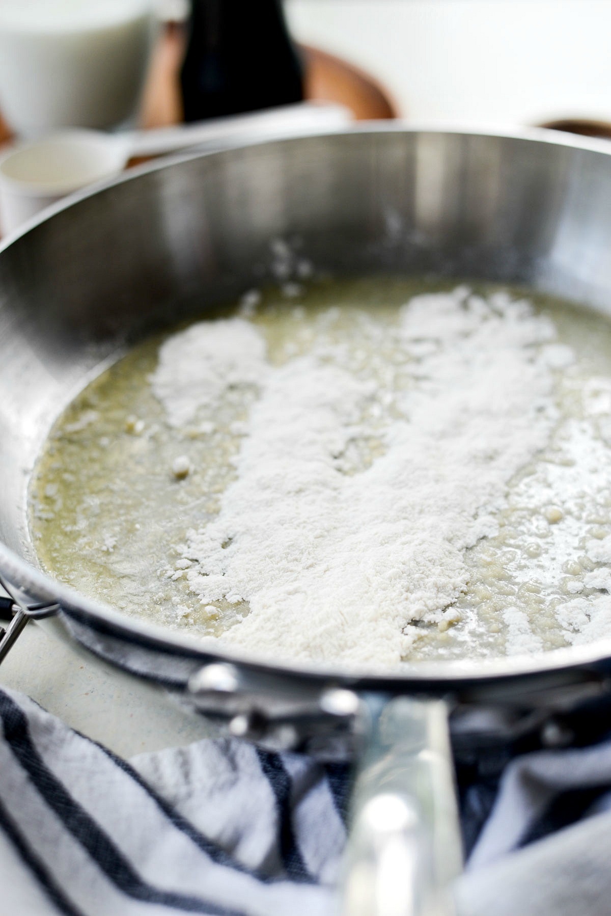 Classic Béchamel Sauce Recipe (White Sauce) - Simply Scratch