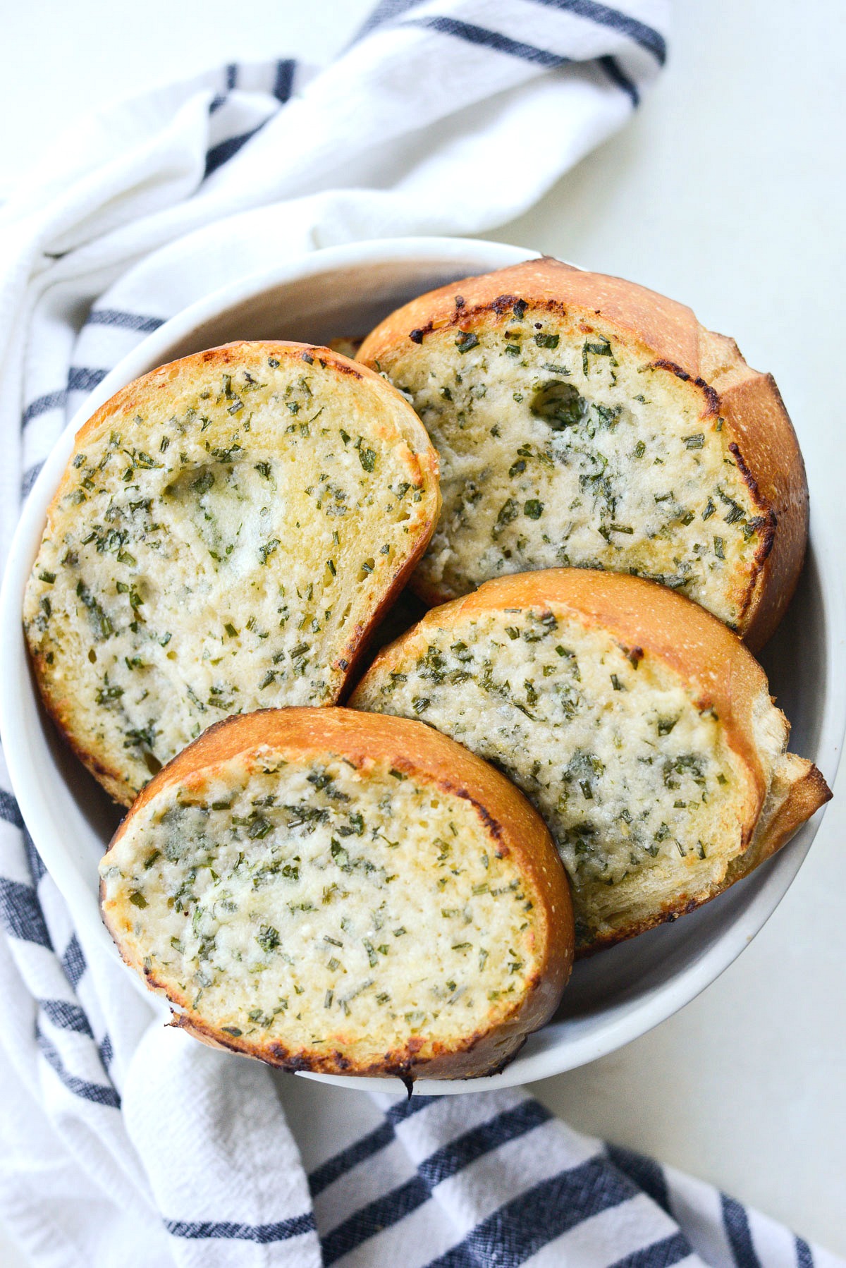 Easy Parmesan Herb Garlic Bread - Simply Scratch