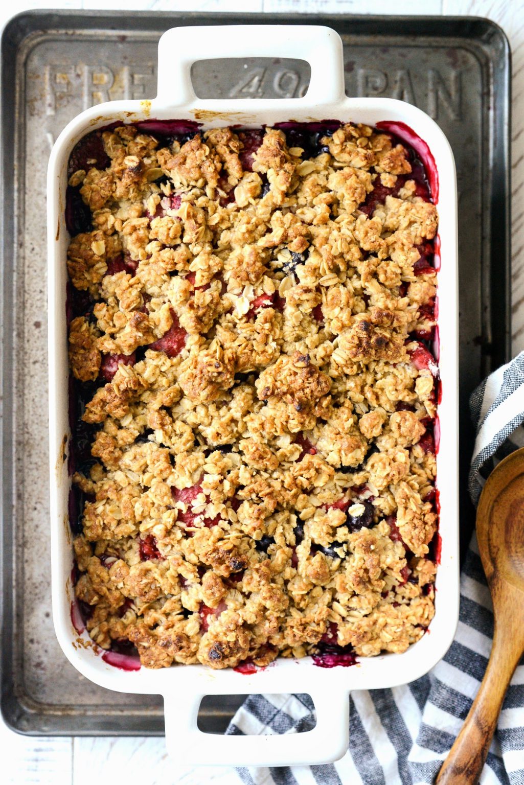 Homemade Berry Crisp Recipe - Simply Scratch
