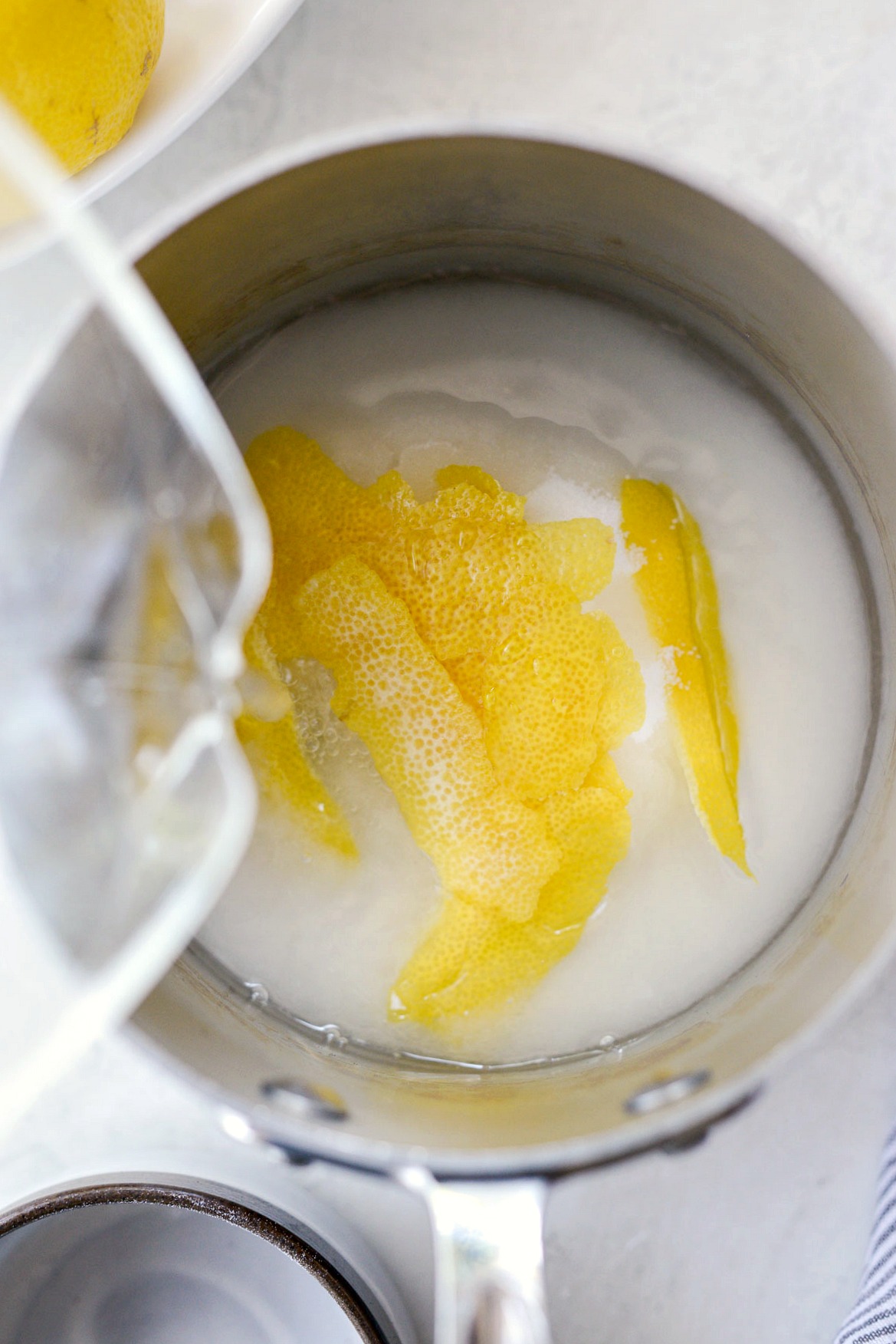 Old Fashioned Lemonade - Simply Scratch