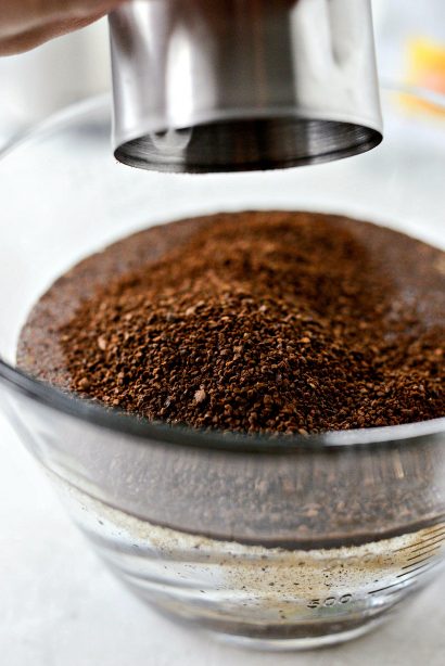 Easy Homemade Cold Brew Coffee - Simply Scratch