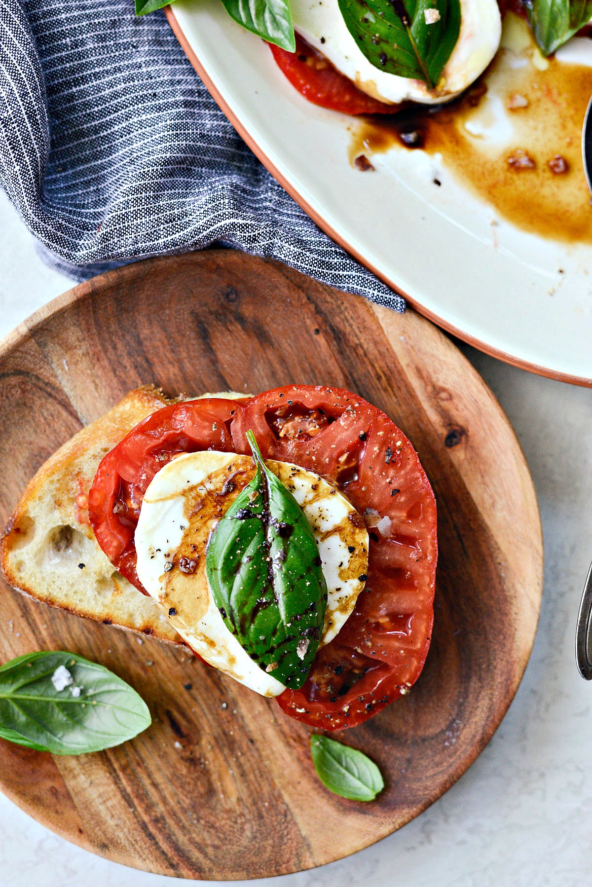 Summer Caprese Salad Recipe - Simply Scratch