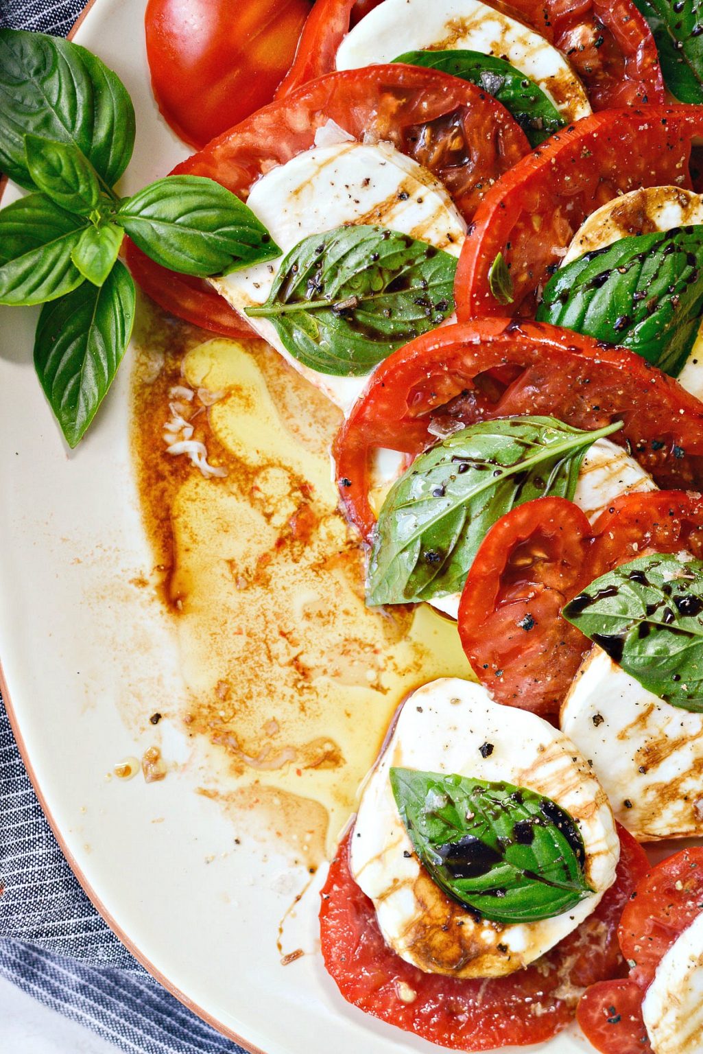 Summer Caprese Salad Recipe - Simply Scratch