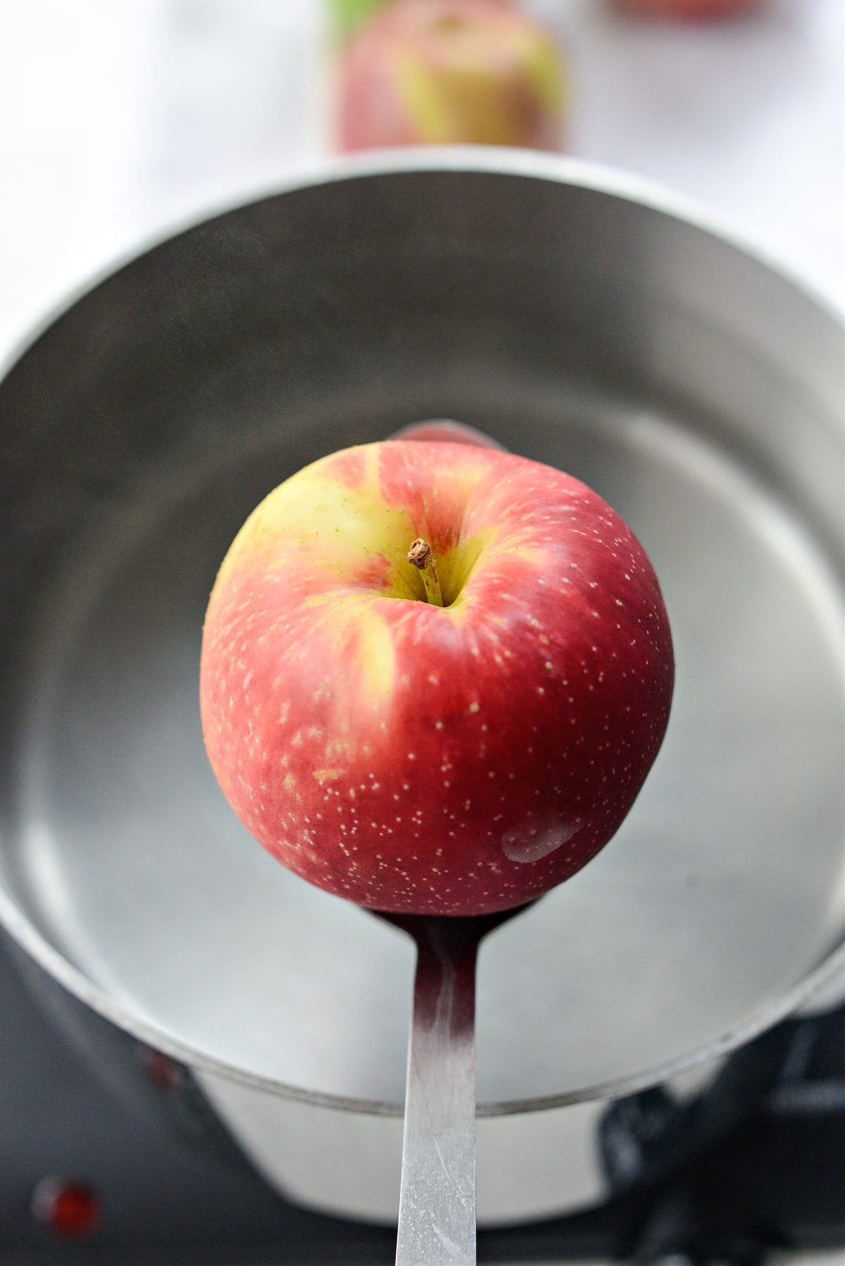 Easy Homemade Caramel Apples - Simply Scratch