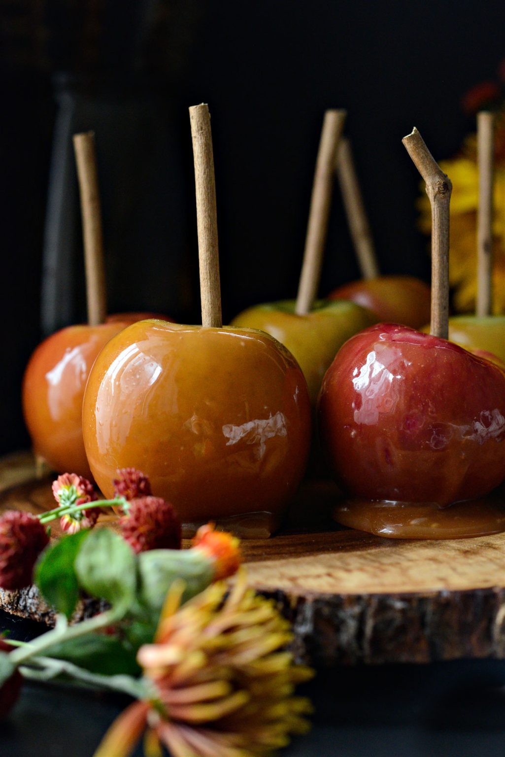 Easy Homemade Caramel Apples - Simply Scratch