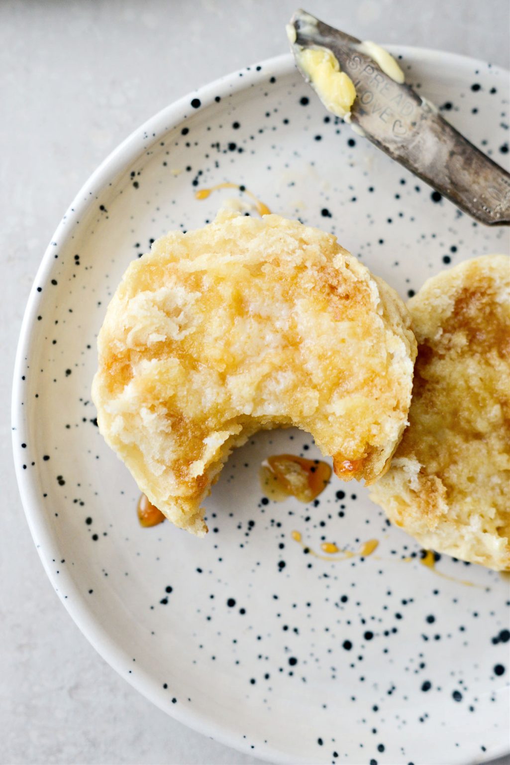Your Basic Buttermilk Biscuits - Simply Scratch