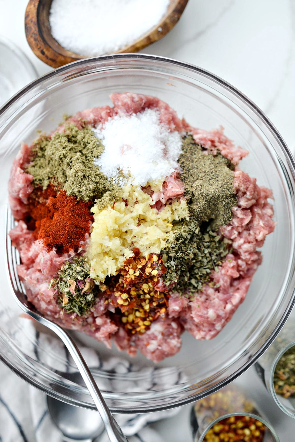 Homemade Spicy Breakfast Sausage Gravy - Simply Scratch