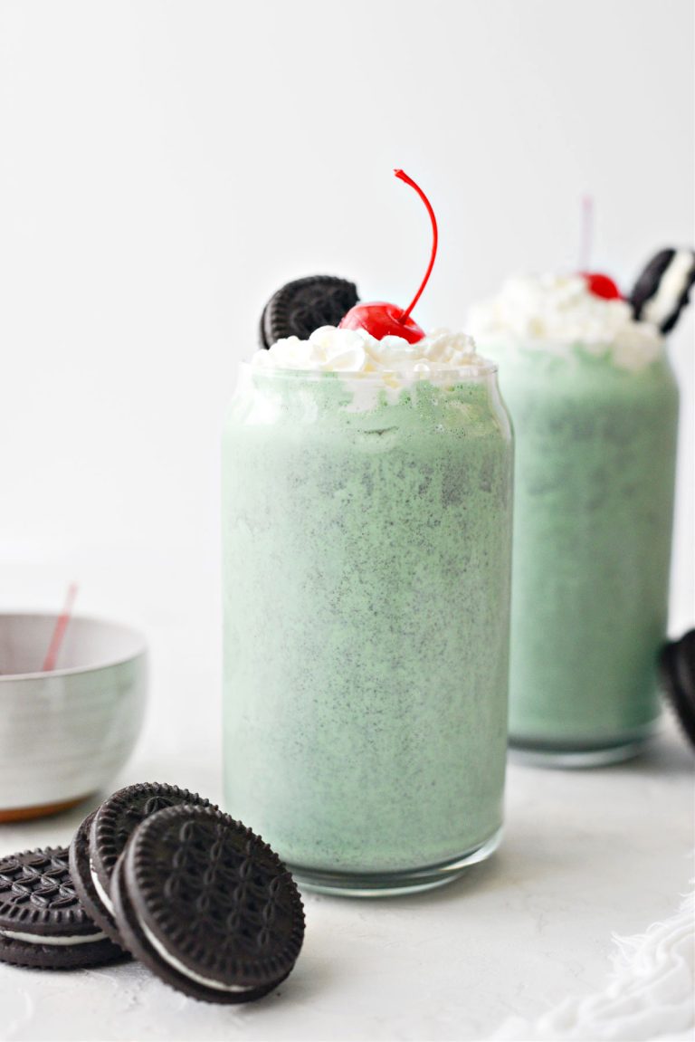 Cookies and Cream Shamrock Shake - Simply Scratch