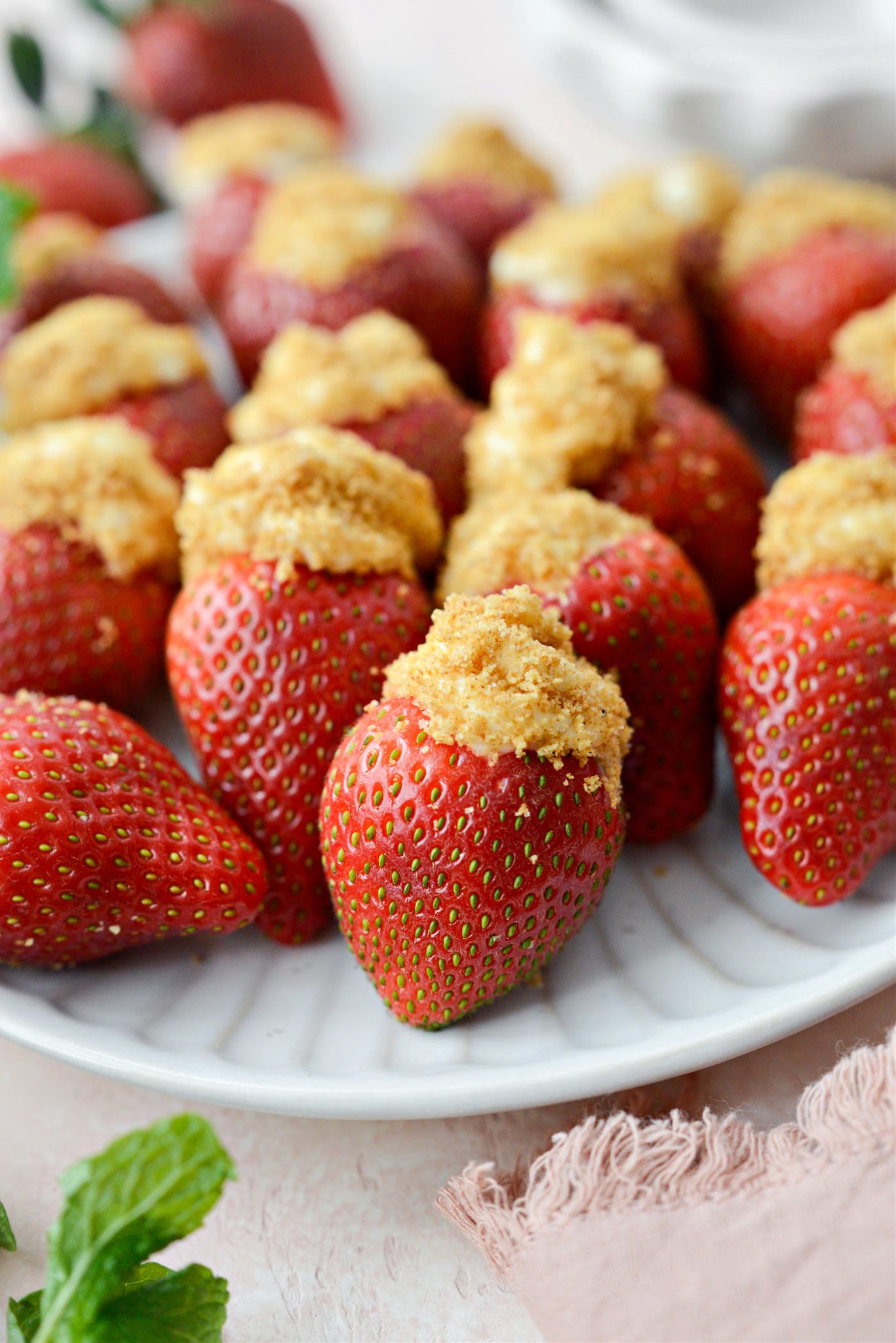 Cheesecake Filled Strawberries - Simply Scratch